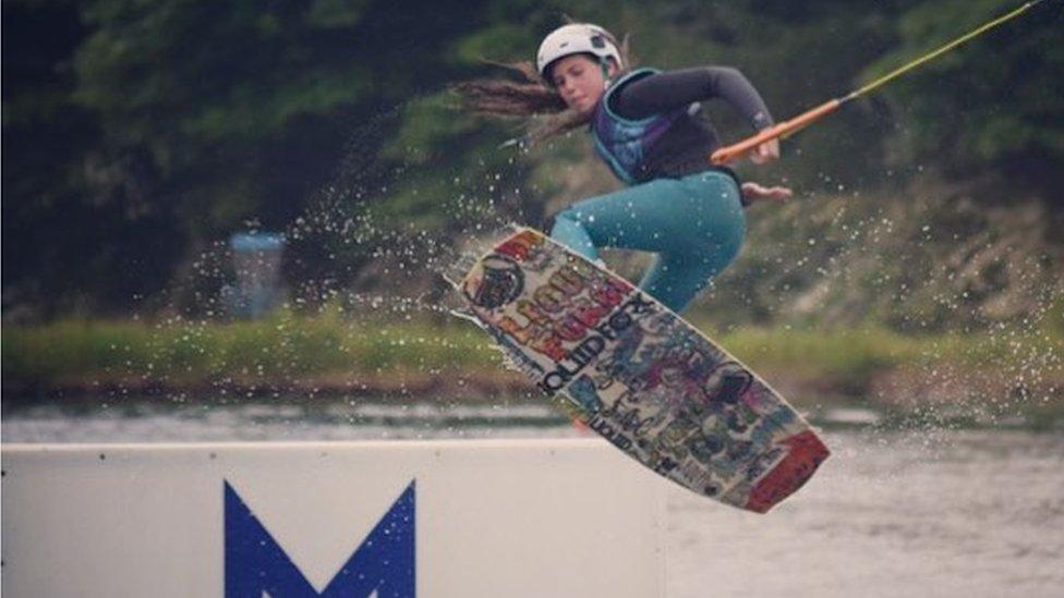 Dunbar girl, 13, makes GB wakeboard team - BBC News