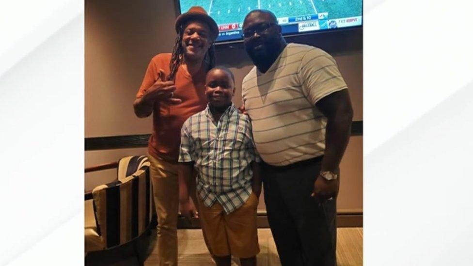 Tribute to 'striking, joking' ex-UB40 member Astro - BBC News