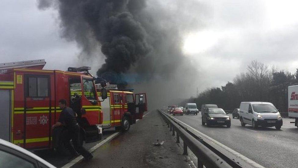 Lorry driver jailed after M27 death crash - BBC News