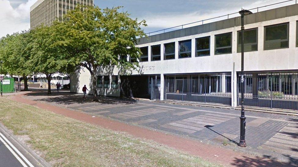 Southend vandal prosecuted 10 years after his crime - BBC News