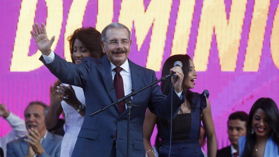 Dominican Republic's Danilo Medina claims election victory - BBC News