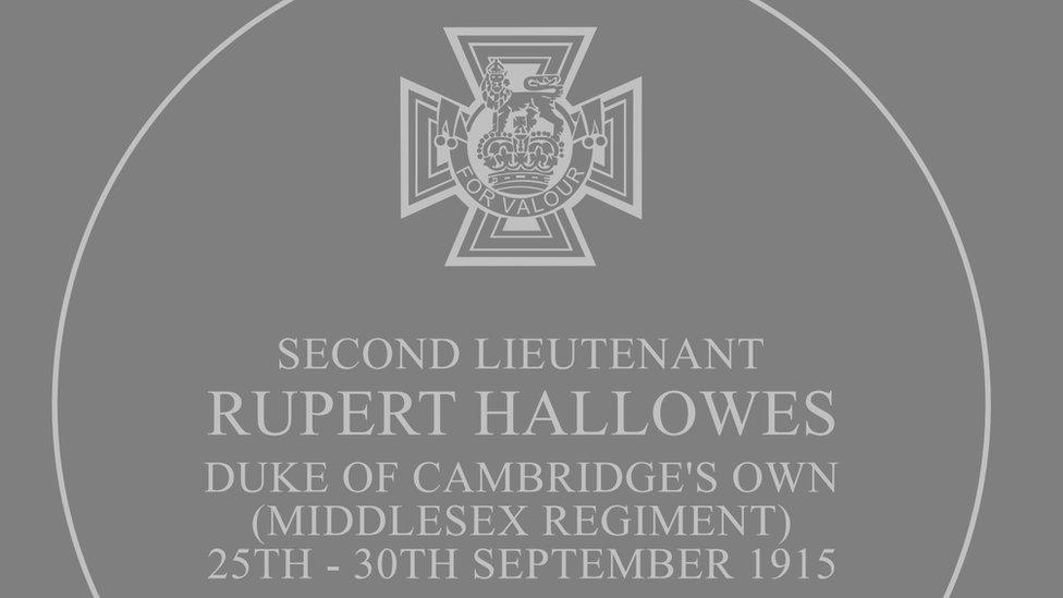 Rupert Price Hallowes: WW1 memorial unveiled in Redhill - BBC News