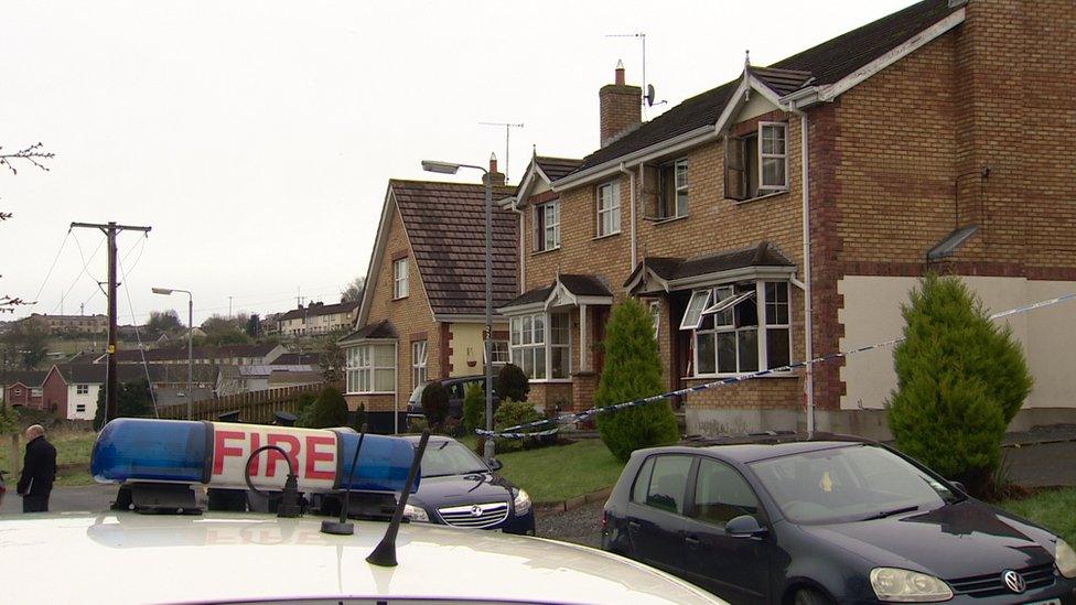 Man dies in Downpatrick house fire - BBC News