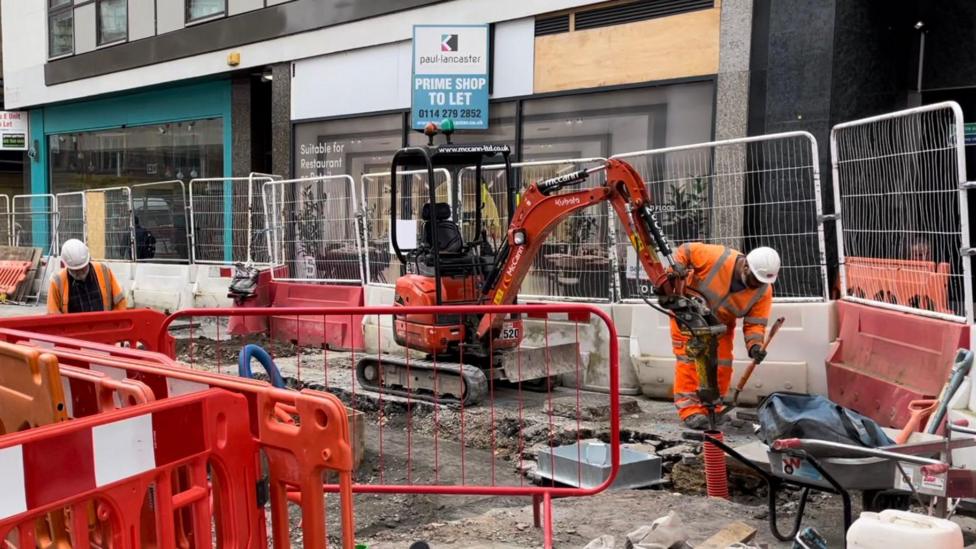 Funding boost to speed up £11m Dinnington revamp - BBC News