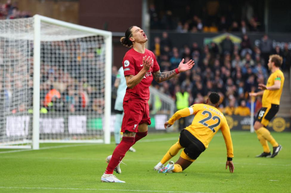Liverpool vs Wolves: Team news - BBC Sport