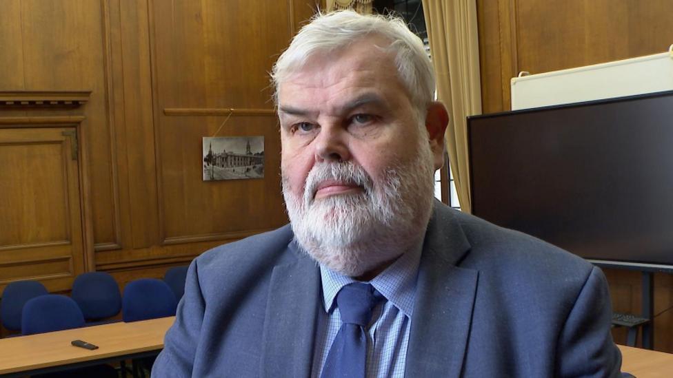 Plans to raise council tax in Torbay by 4.75% - BBC News