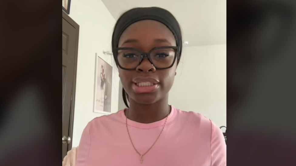 Tributes to student nurse Tami Odunsi who died in Texas stabbing - BBC News