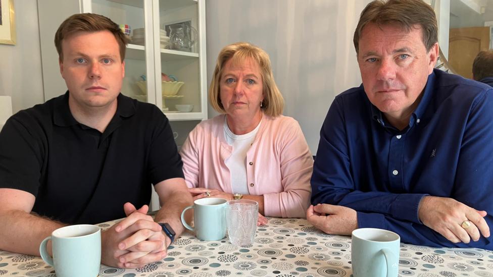 Jack O'Sullivan's parents file complaint about police operation - BBC News