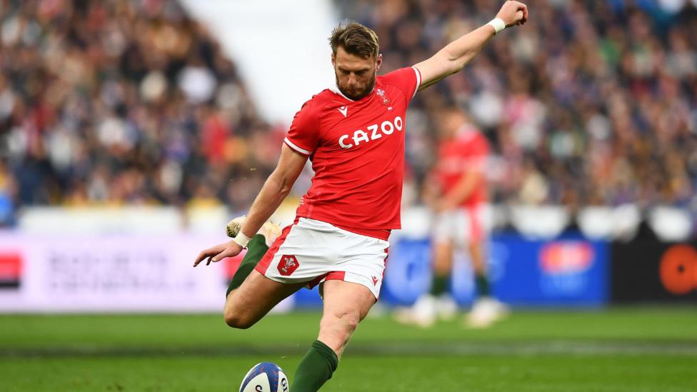 Dan Biggar: Retiring fly-half great targets family time over full ...