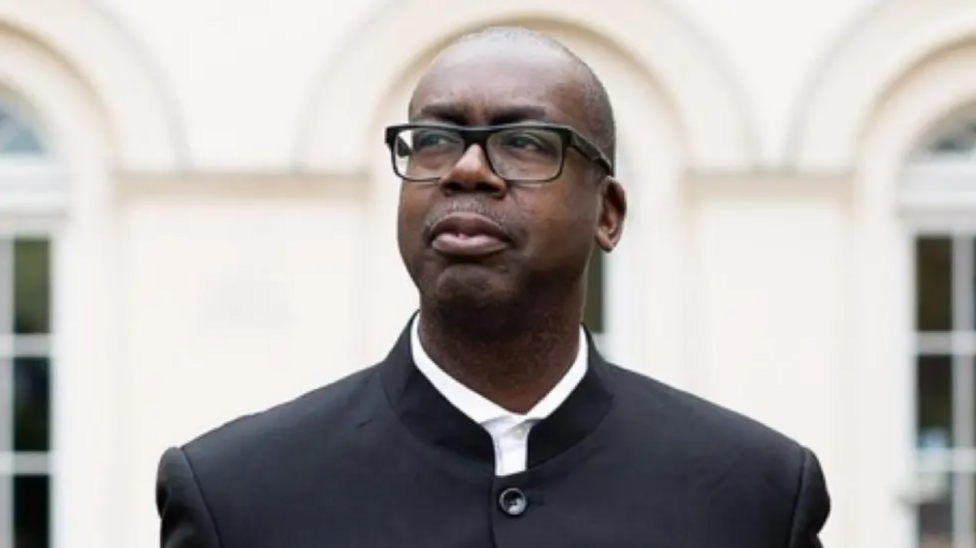 Professor given ambassador role at University of Wolverhampton - BBC News