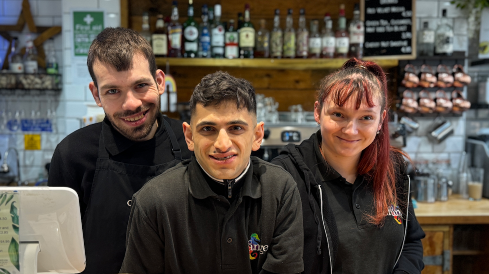 South Shields cafe which employs staff with autism saved - BBC News
