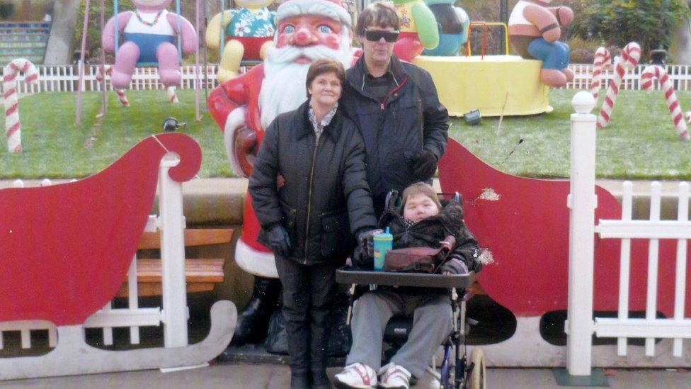 Laura Booth neglect death: Family's fight for justice 'very hard' - BBC ...