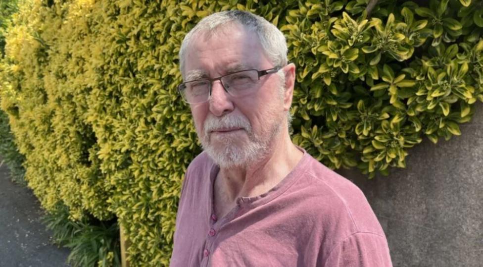 Jersey Bergerac star John Nettles turns down remake role - BBC News