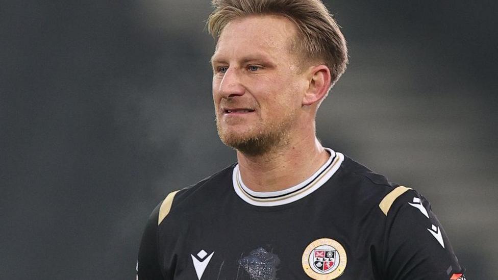 Byron Webster: Bromley skipper signs new contract - BBC Sport