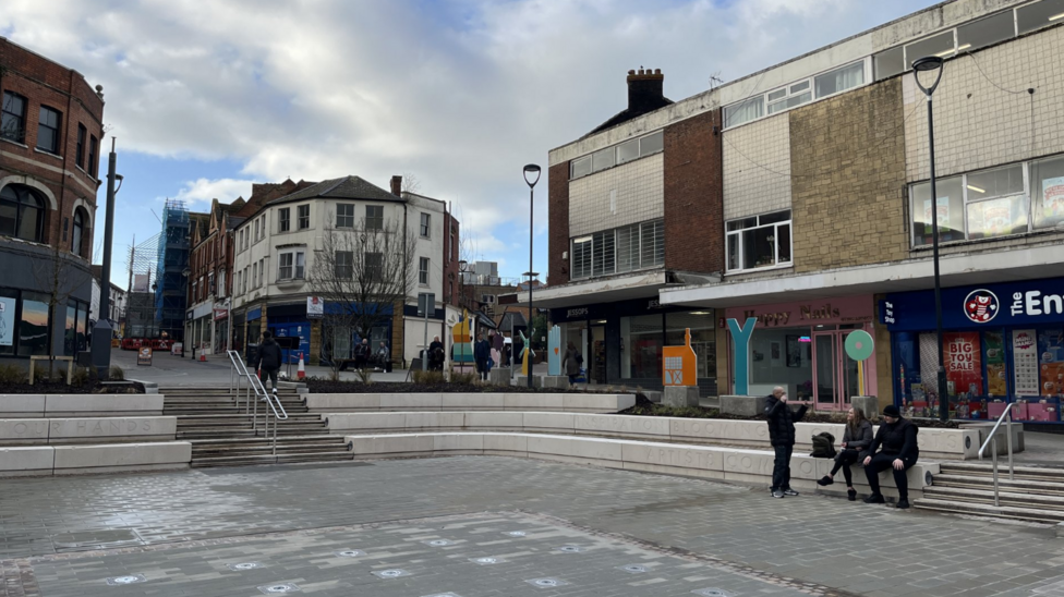 Yeovil: The Triangle's entertainment space unveiled after revamp - BBC News