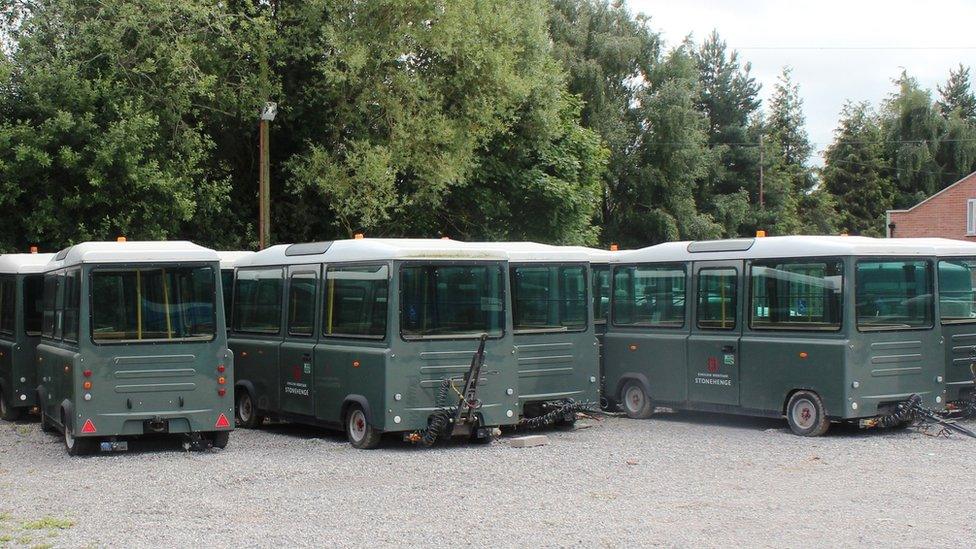 Stonehenge 'land trains' remain unused - BBC News