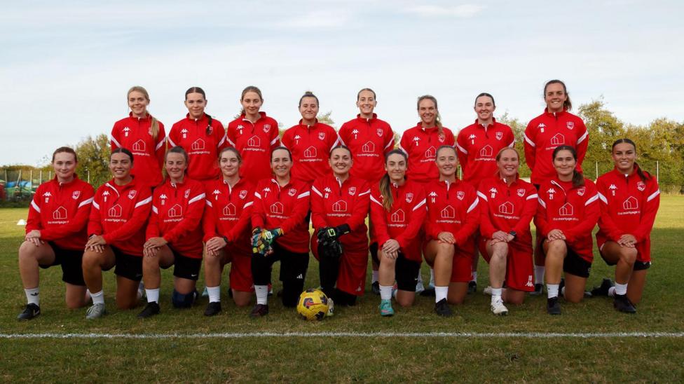 Jersey Bulls Women beat Guildford Saints 30-0 for record win - BBC Sport