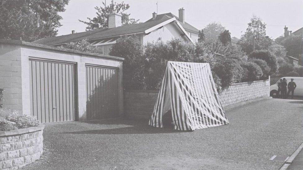 Melanie Road murder: Man jailed for life 32 years after killing - BBC News