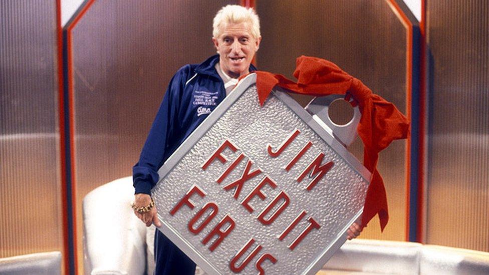 Jimmy Savile: Holyhead to destroy Jim'll Fix It badge - BBC News