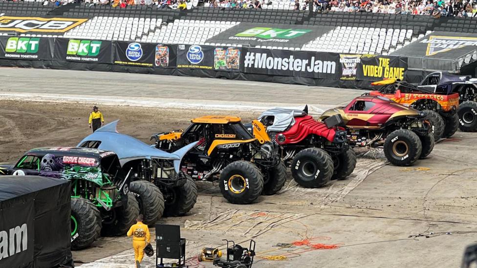 Monster Jam London: Inside the world of monster truck driving - BBC News