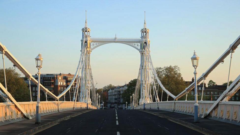 Albert Bridge: West London bridge closed for repairs in half term - BBC ...