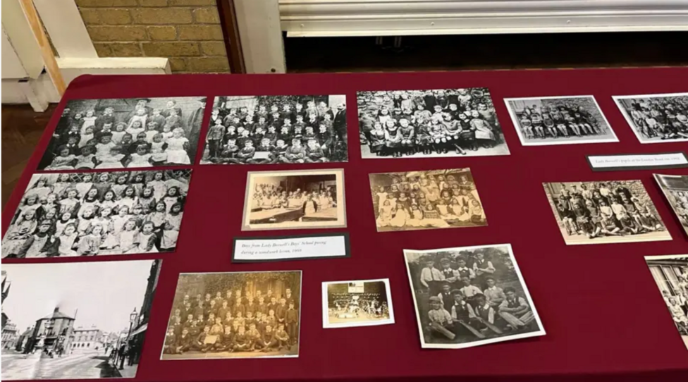 UK’s ‘oldest’ primary school celebrates 350th birthday - BBC Newsround