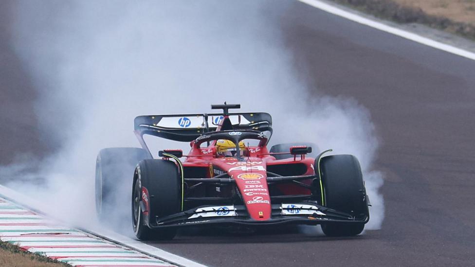 Lewis Hamilton drives Ferrari Formula 1 car for first time - BBC Sport
