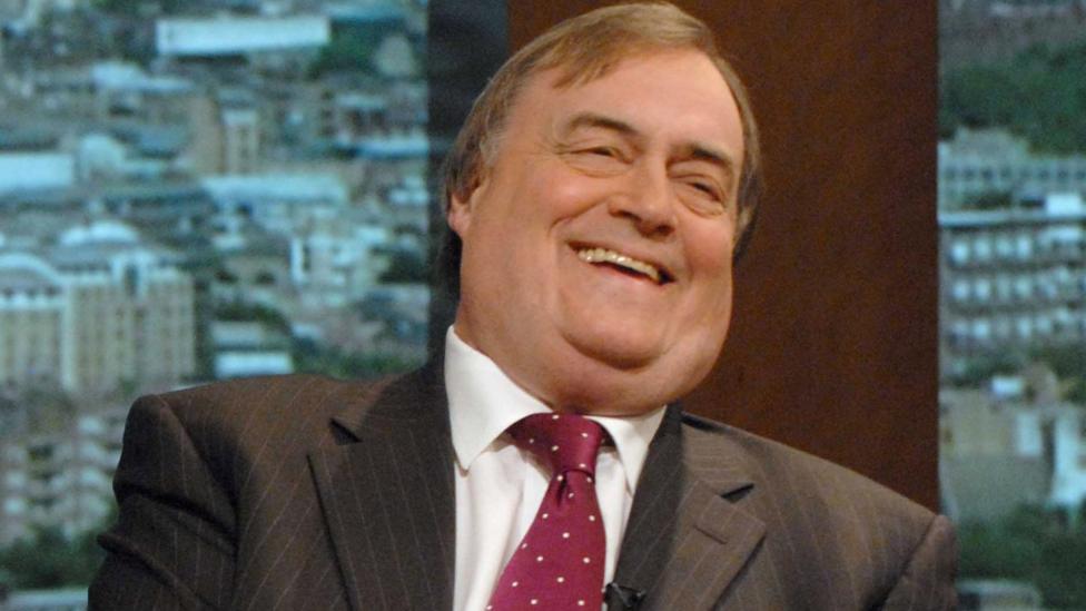 Tributes paid to former deputy PM and Hull MP John Prescott - BBC News