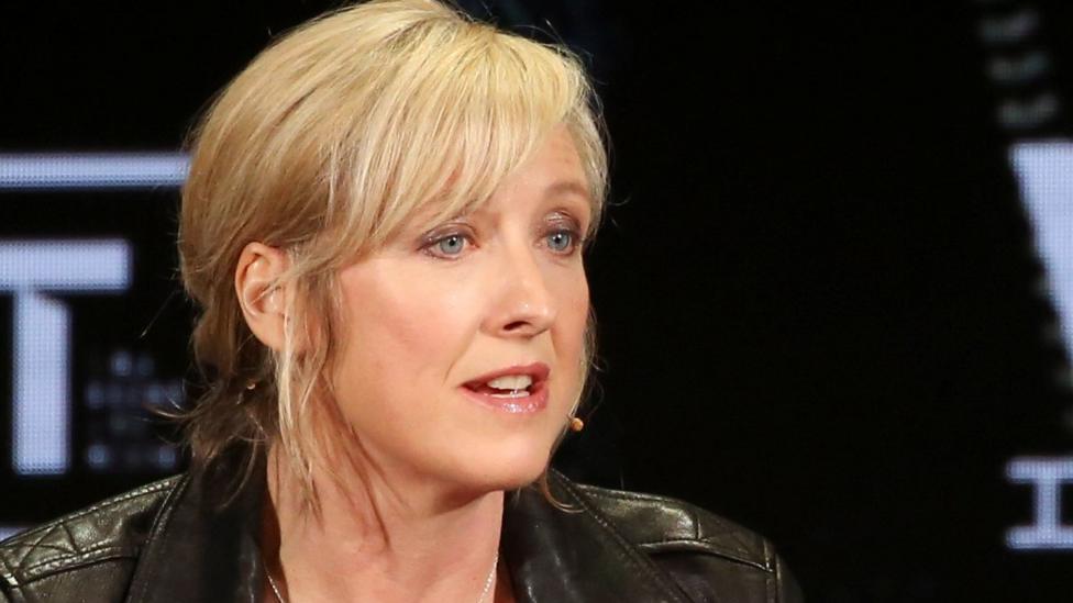 TED 2019: Twitter boss offers to demote likes and follows - BBC News