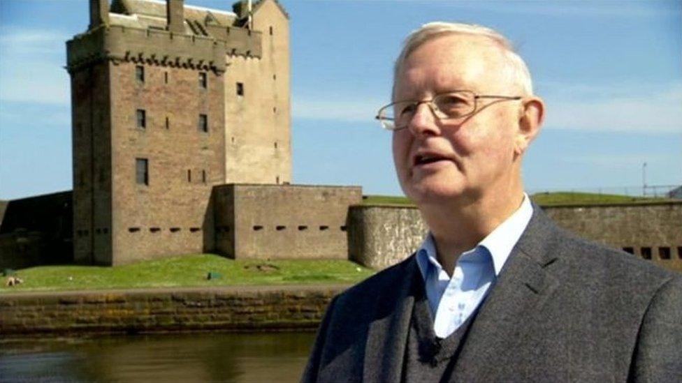 Memorial service for former SNP leader Gordon Wilson - BBC News