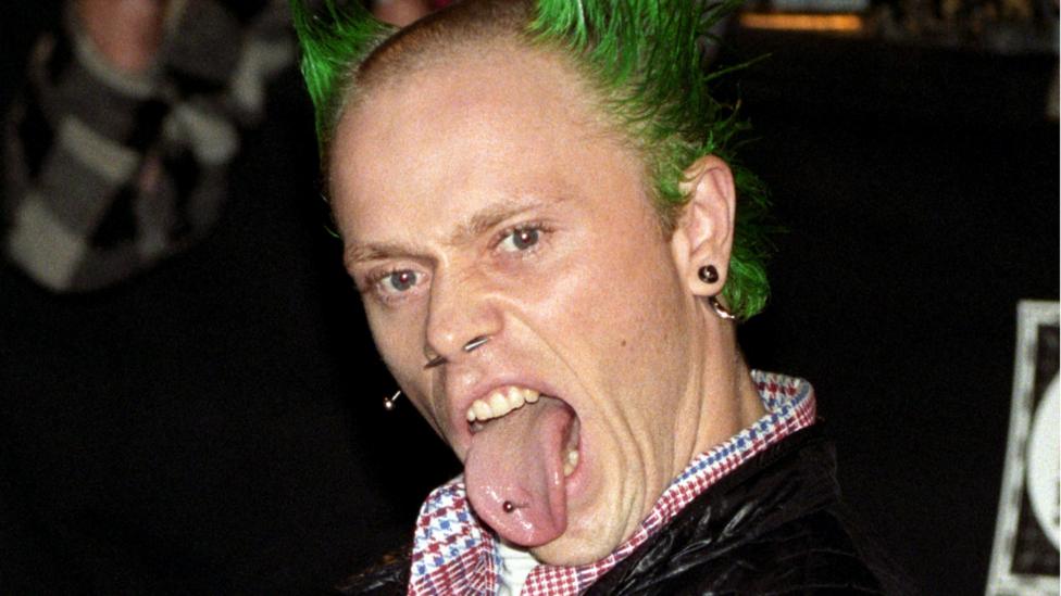 The Prodigy singer Keith Flint honoured with new Braintree bench - BBC News