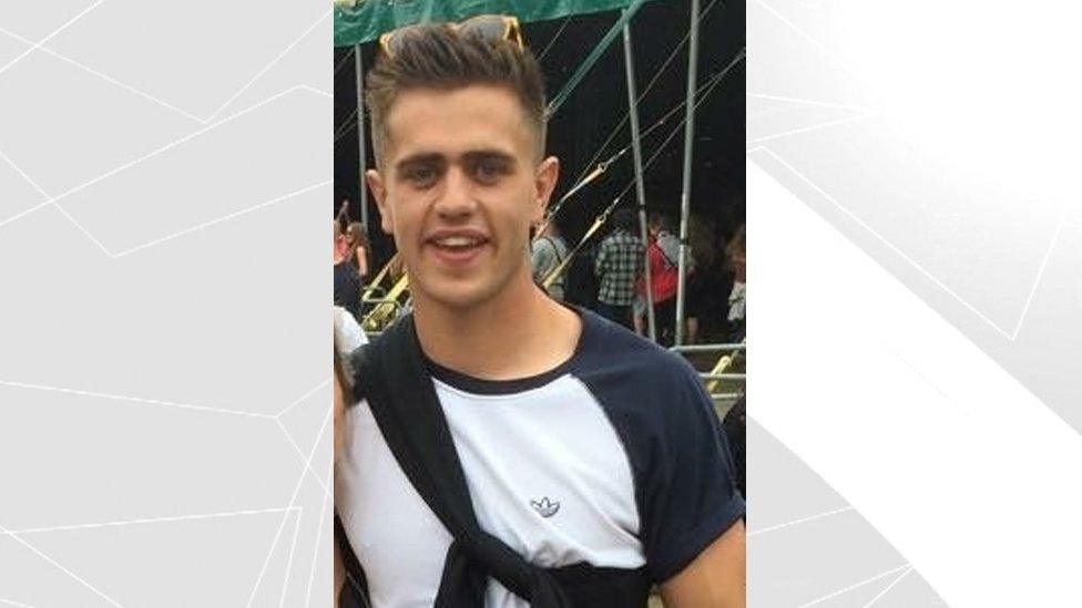 Craig David to support campaign in memory of road crash victim - BBC News