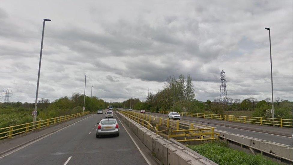 Man charged over Leicester crash that left two dead - BBC News