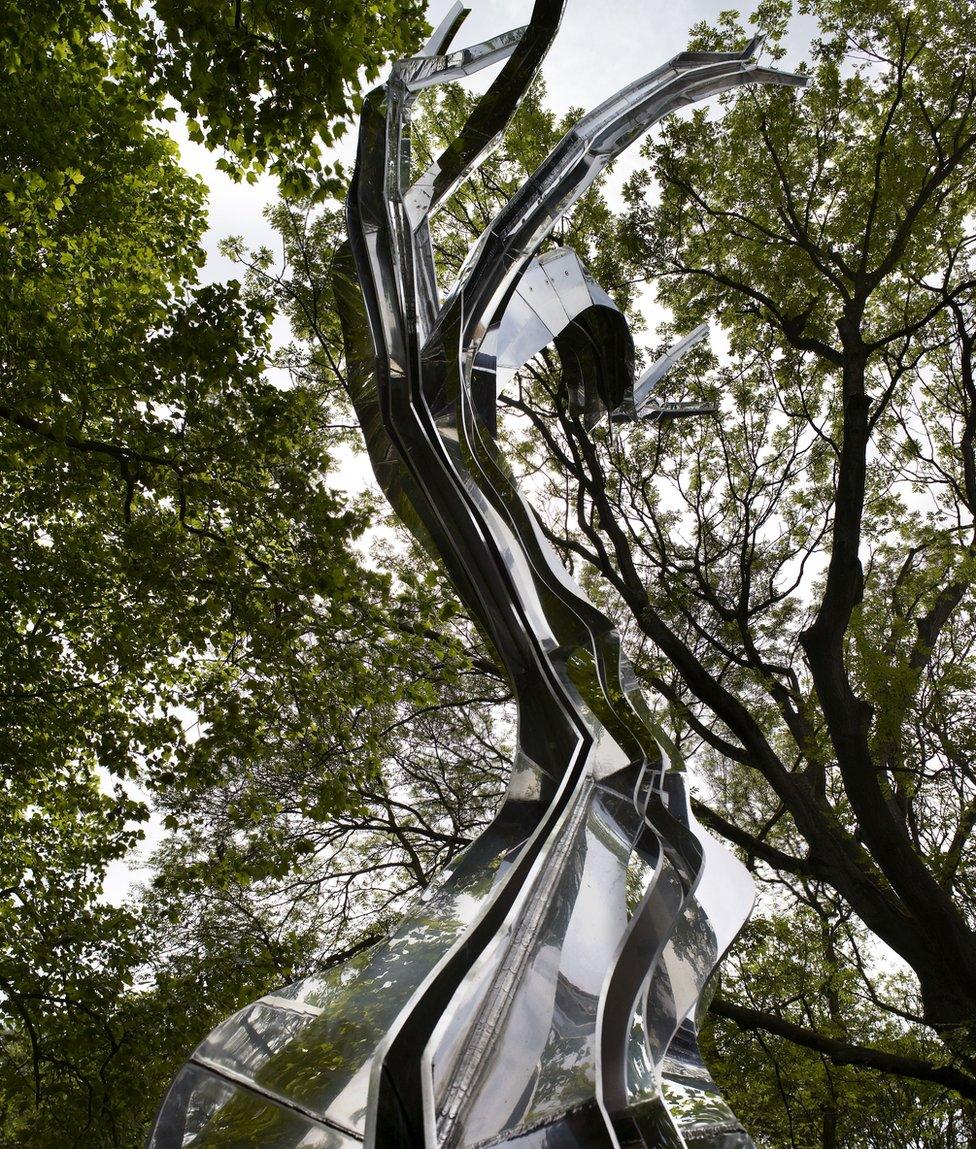 Anya Gallaccio breaks out with first permanent art work - BBC News