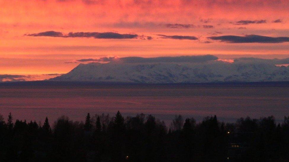 Alaska mulls extra oil drilling to cope with climate change - BBC News