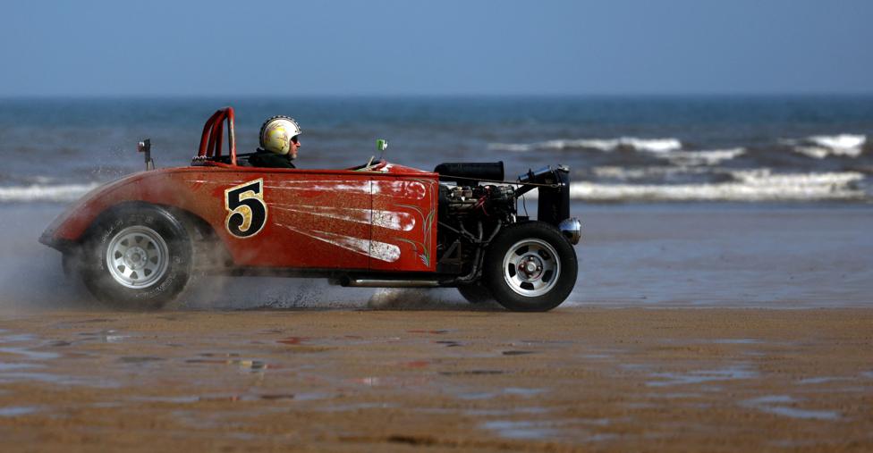 Vintage vehicles to return to Bridlington for Race the Waves festival ...