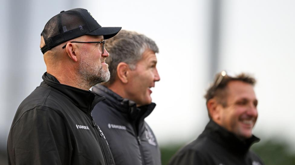 Exeter Chiefs: Ali Hepher replaced by Rob Hunter as head coach - BBC Sport