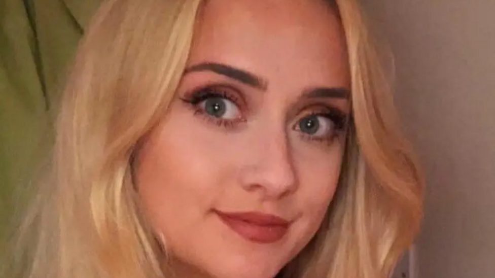 Leah Senior, 27, took her own life in van fall - inquest - BBC News