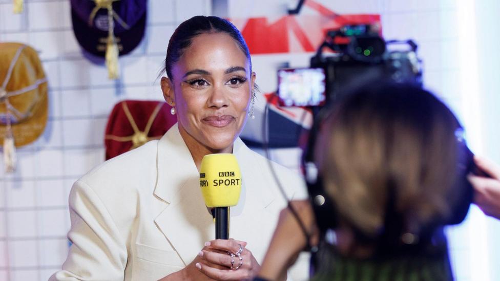Alex Scott: Arsenal legend says growth in women's game has led to less ...