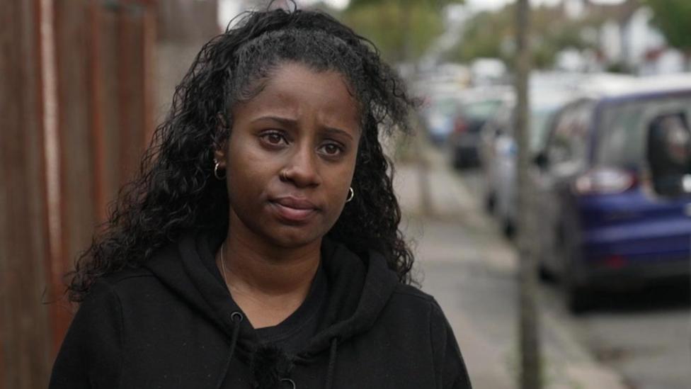 London knife crime: 'We lost our brothers to violence' - BBC News