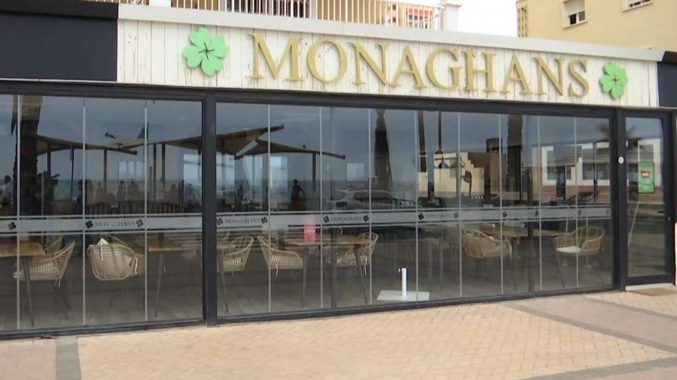 Scots shot in Spanish bar 'killed by rival Daniel gang member' - BBC News