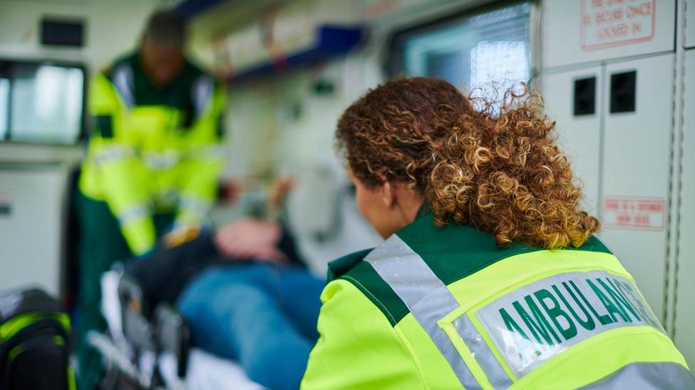 Critical incident declared at South Warwickshire hospitals - BBC News