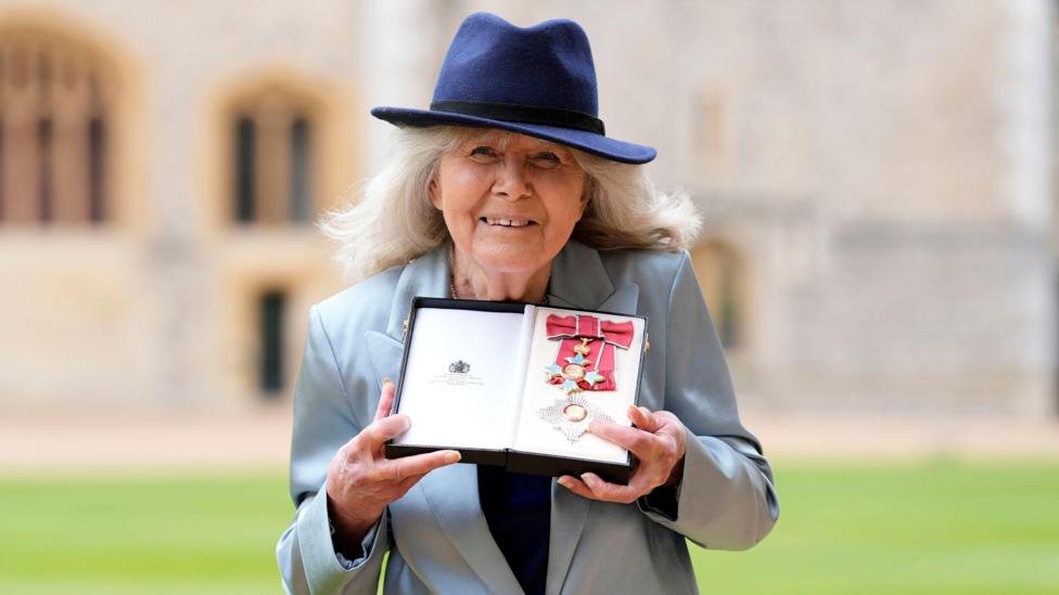 Rivals author Dame Jilly Cooper excited over TV show's return - BBC News