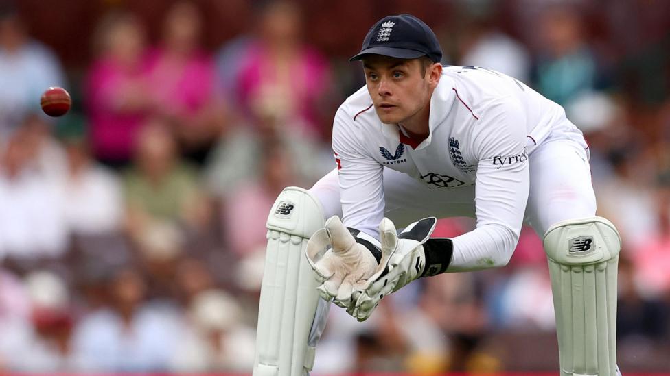 Jamie Smith: England wicketkeeper can be 'very good' but has ...