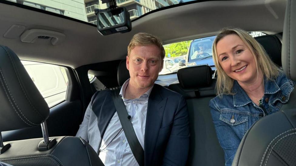 UK driverless cars coming in 2027 - Uber says it's ready now - BBC News