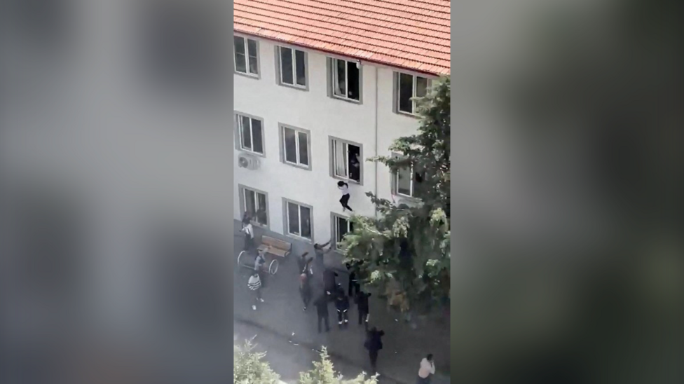 Nine killed in second Turkish school shooting in two days - BBC News