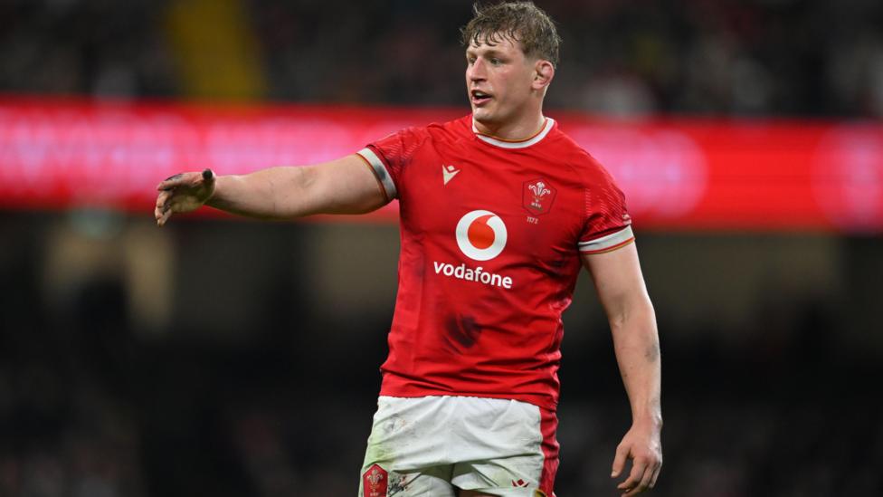 Adam Beard: Wales lock poised for Ospreys return against Connacht - BBC ...