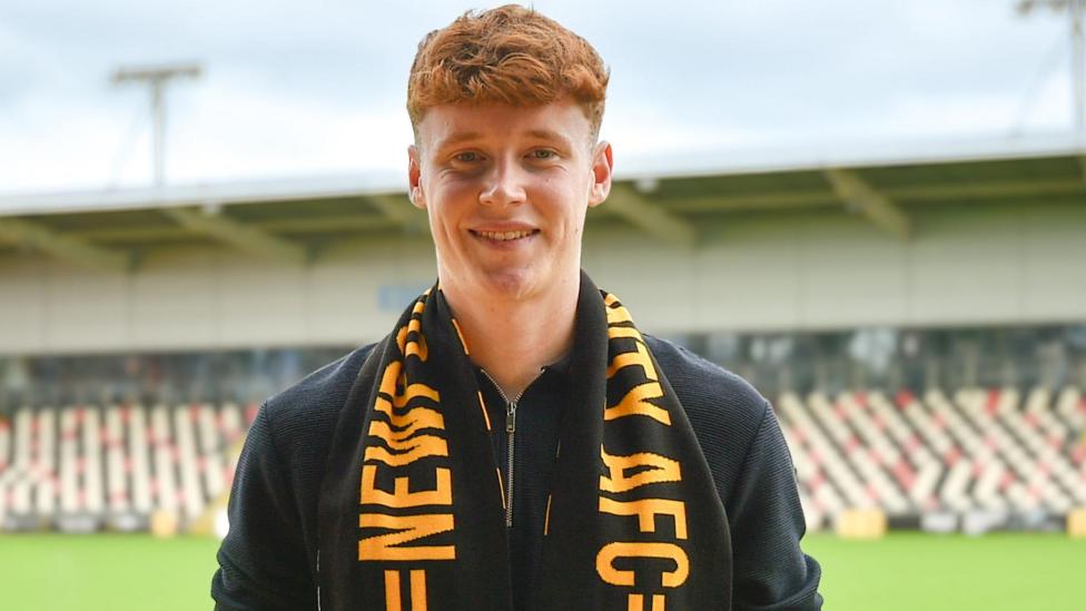 Newport County sign ex-Manchester United goalkeeper Jacob Carney - BBC ...