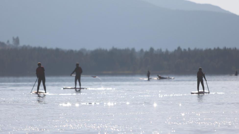 Loch Ruthven sports could be discouraged to aid Slavonian Grebes - BBC News