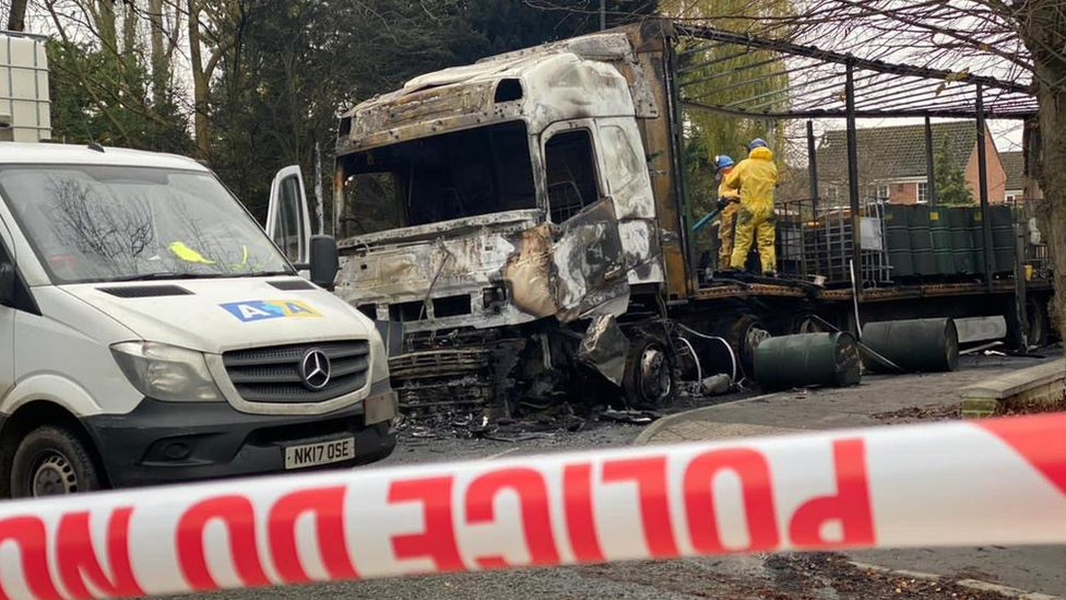 St Ives chemical lorry fire damage closes road - BBC News